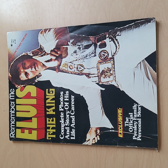 Elvis | Other | Elvis Presley Magazine 977 | Poshmark